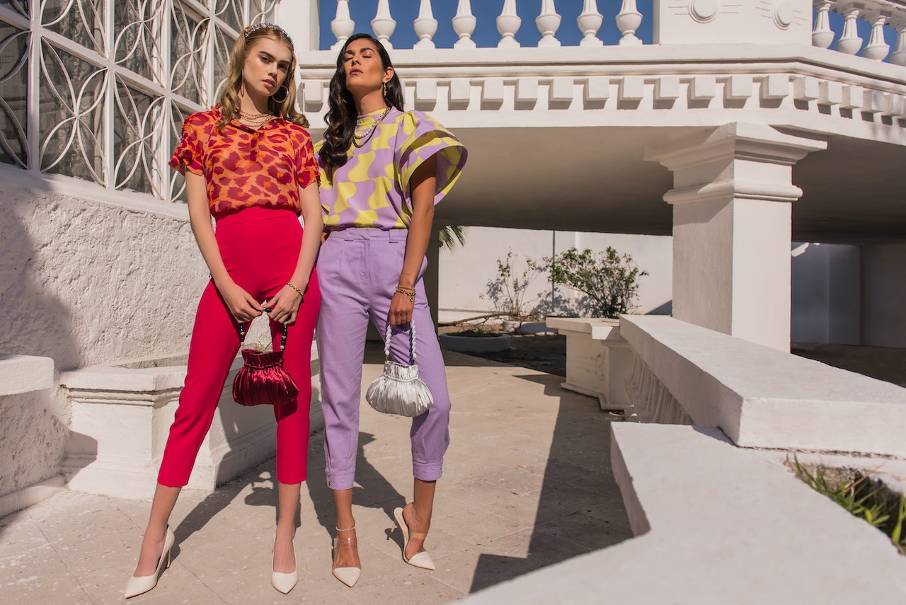 4 Tips for Choosing the Perfect Designer Purses and Bags for Women ...